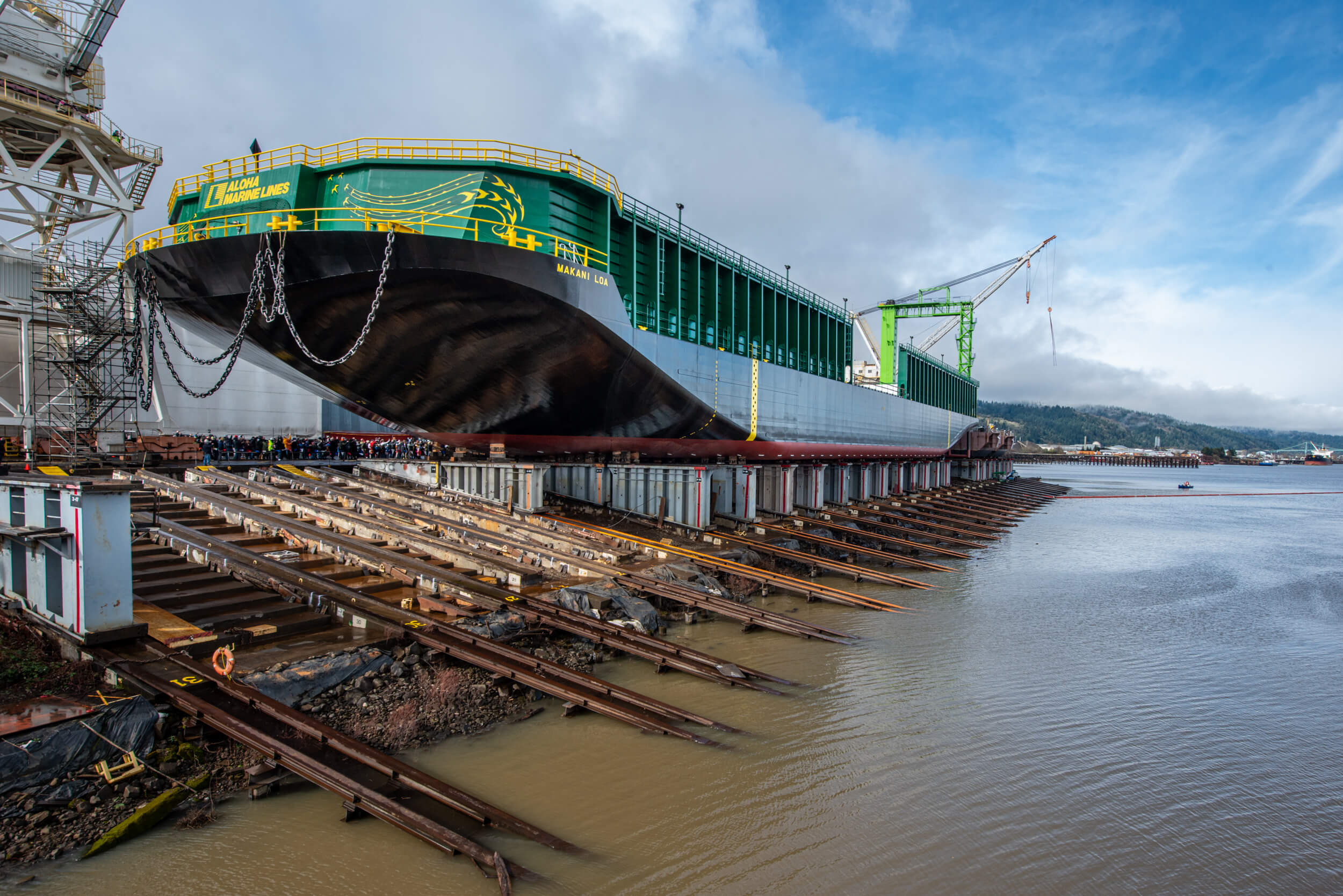 Aloha Marine Lines launches new barge built by Gunderson Marine & Iron